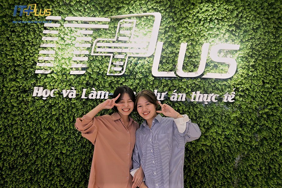 TÂM SỰ VỀ LÝ DO HỌC THIẾT KẾ ĐỒ HỌA TẠI VIỆN CNTT ITPLUS: “THIẾT KẾ ĐỒ HỌA LÀ MỘT NGÀNH ĐẦY TIỀM ...